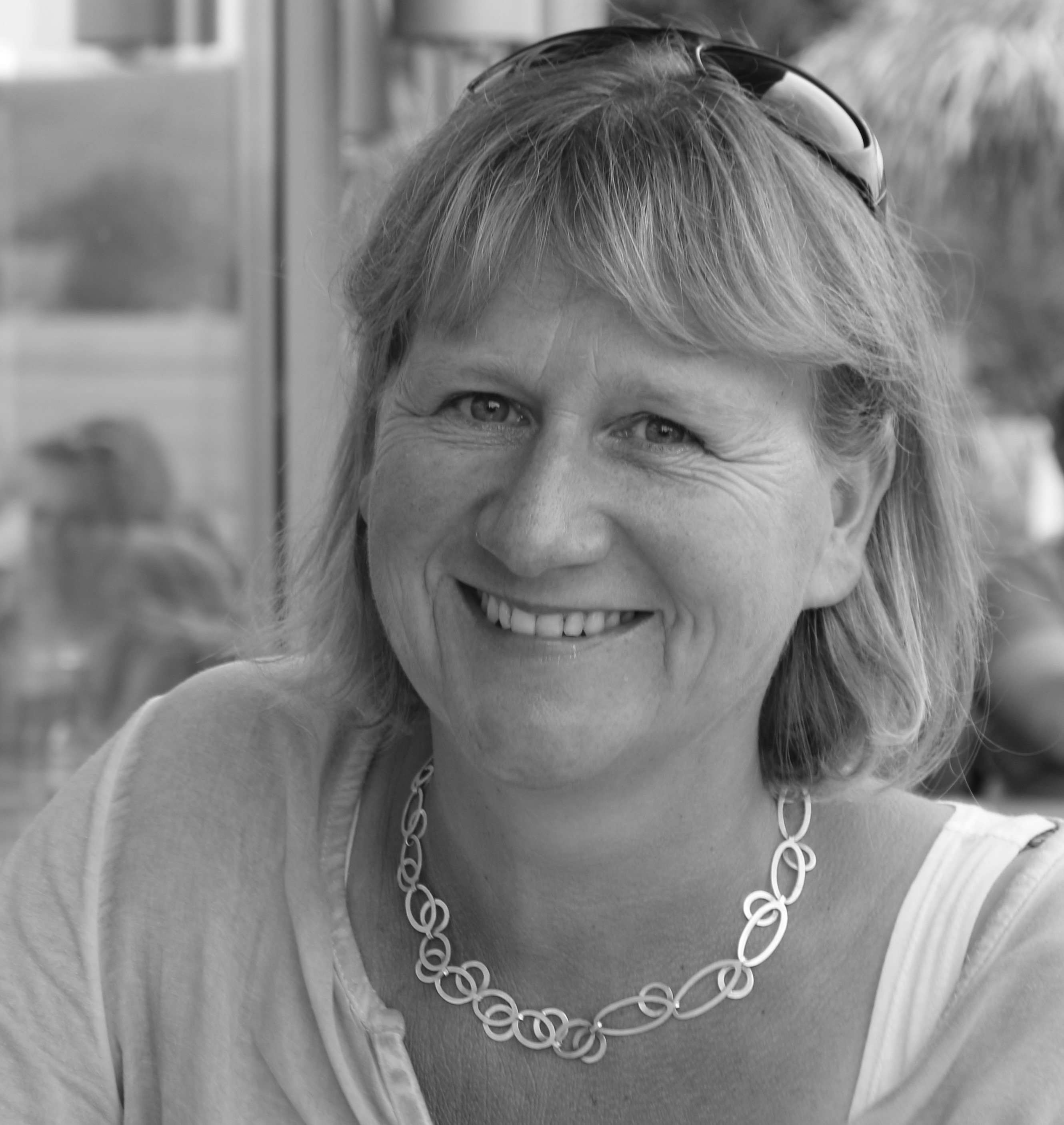 Sabine Tewes - Kontakt